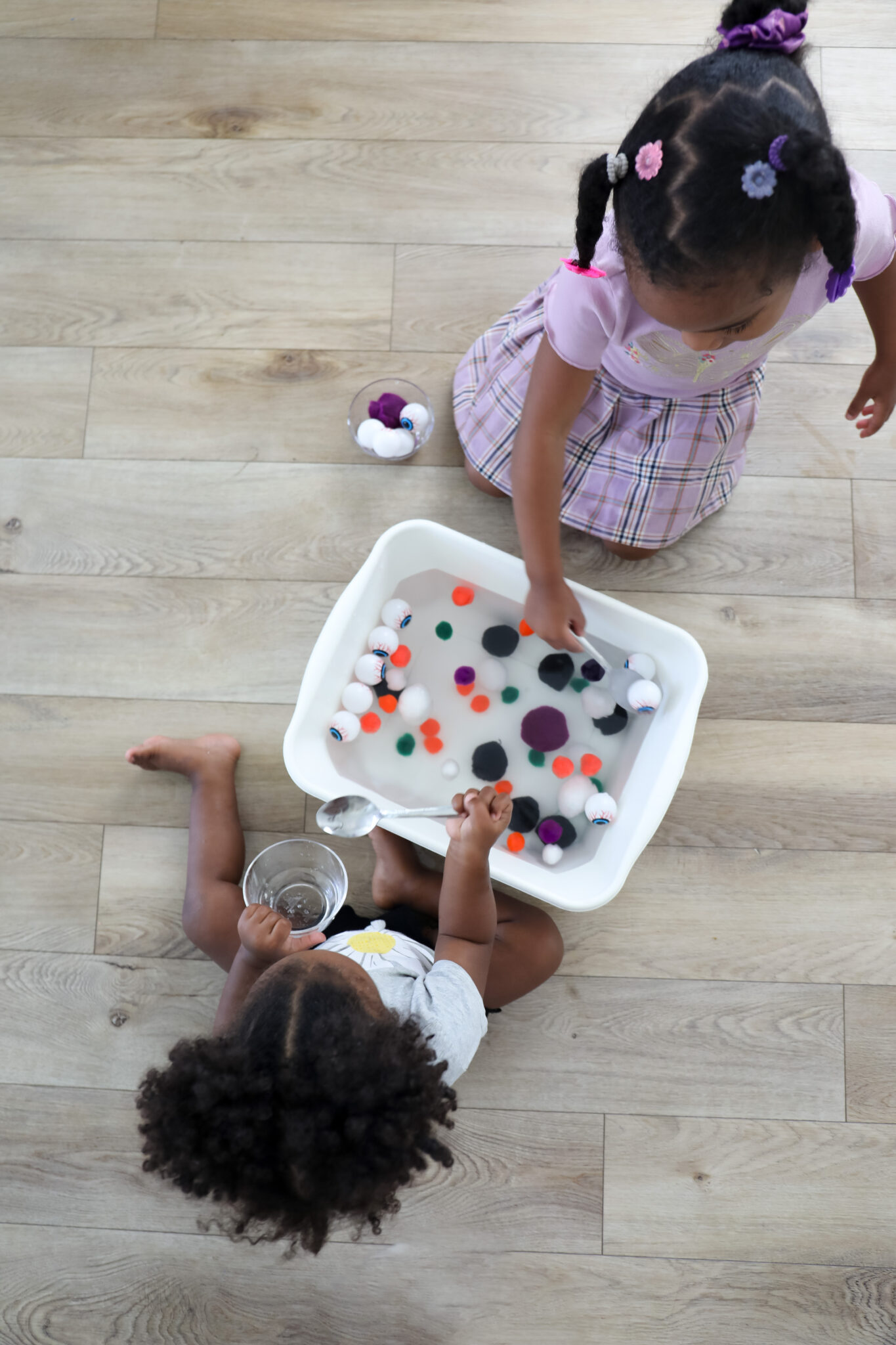 How to Create Halloween Sensory Buckets for Toddlers. - Porsha Carr Blog