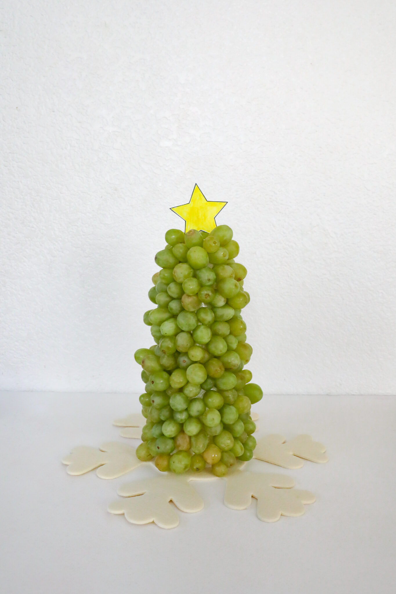 DIY Grape Christmas Tree: A Sweet Holiday Treat. - Porsha Carr Blog